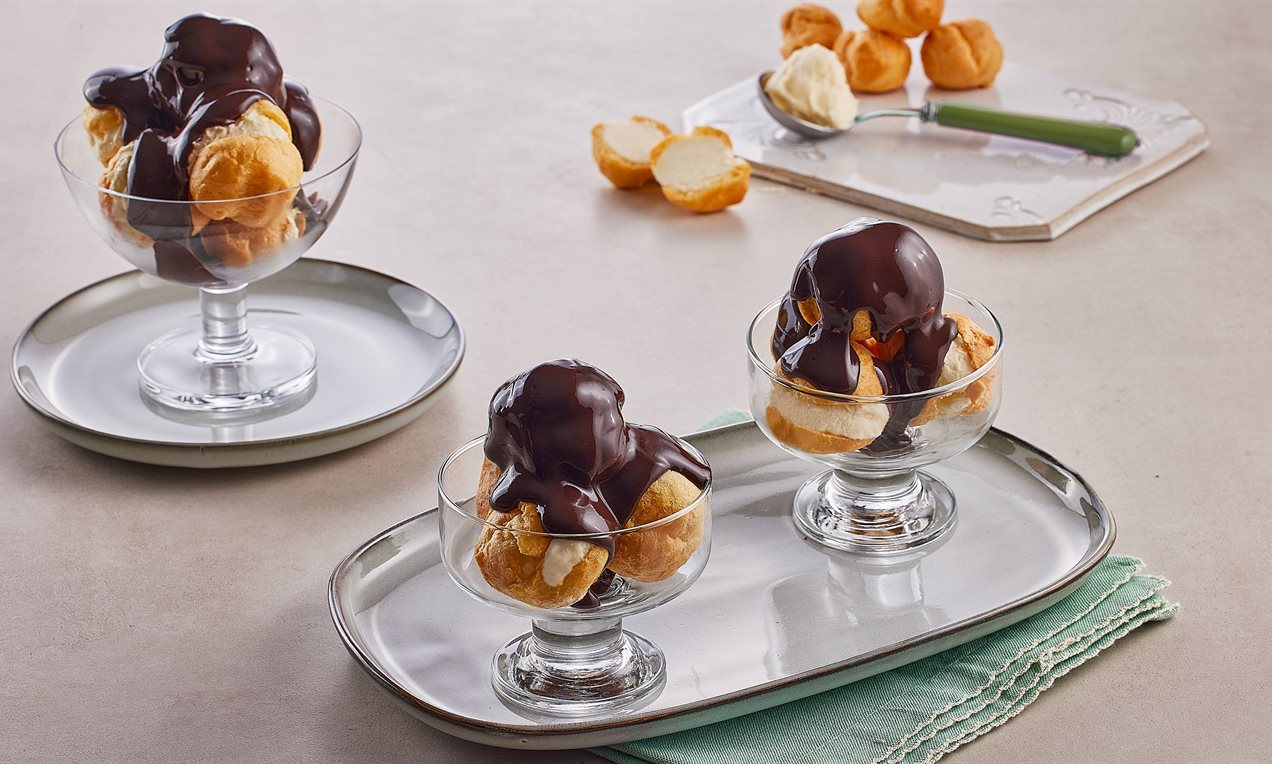 Dondurmalı Profiterol Tarifi | Dr. Oetker